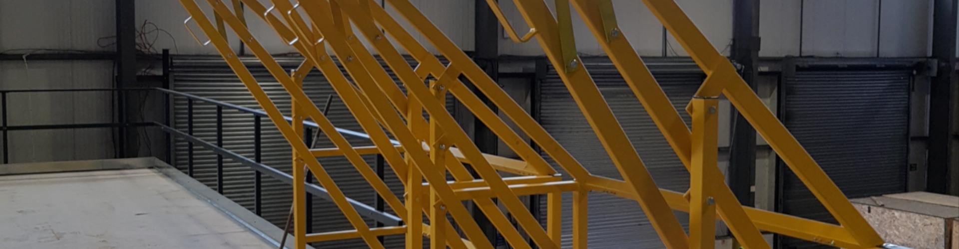 Up & Over Pallet Gates